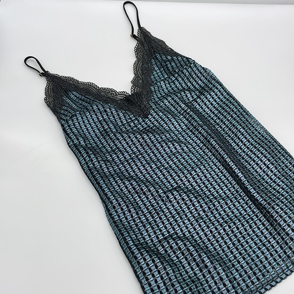 House of Holland | Tops | House Of Holland Chainmail Knit Cami Top In ...